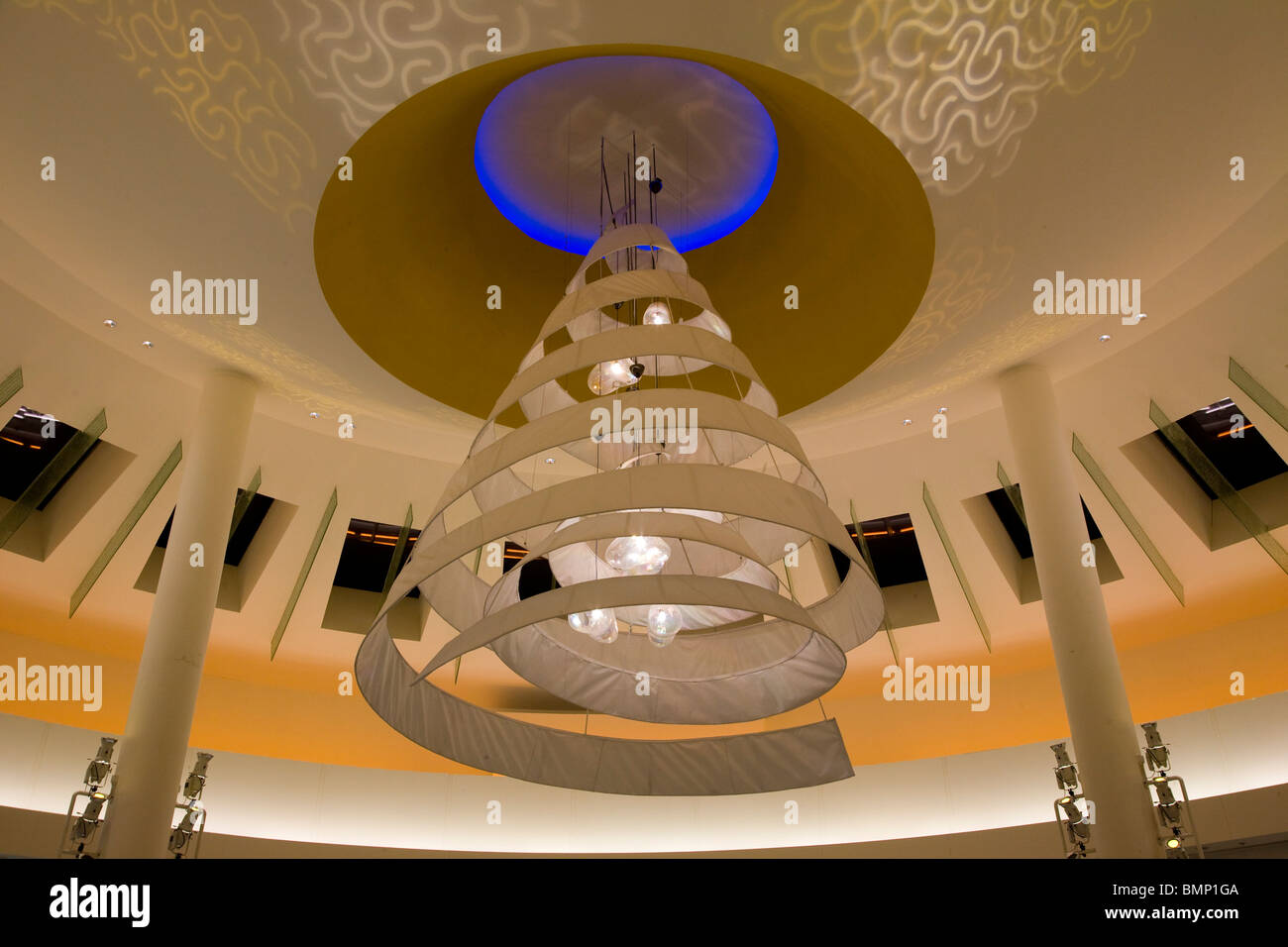 BAHRAIN CITY CENTRE SHOPPING MALL Stock Photo - Alamy