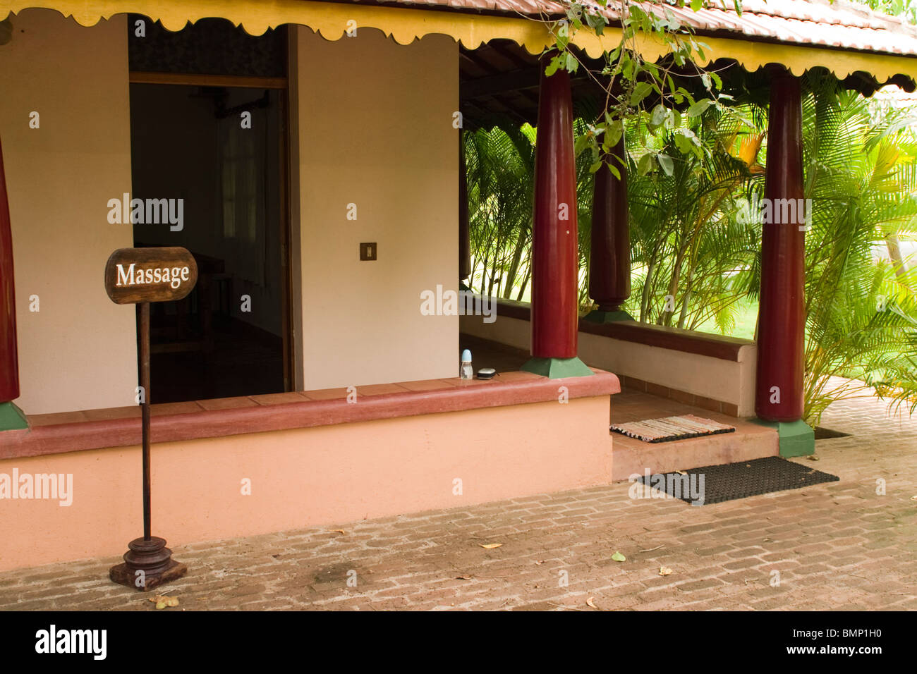 Massage parlour hi-res stock photography and images - Alamy