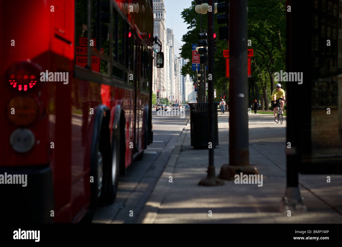 Chicago bus side hi-res stock photography and images - Alamy