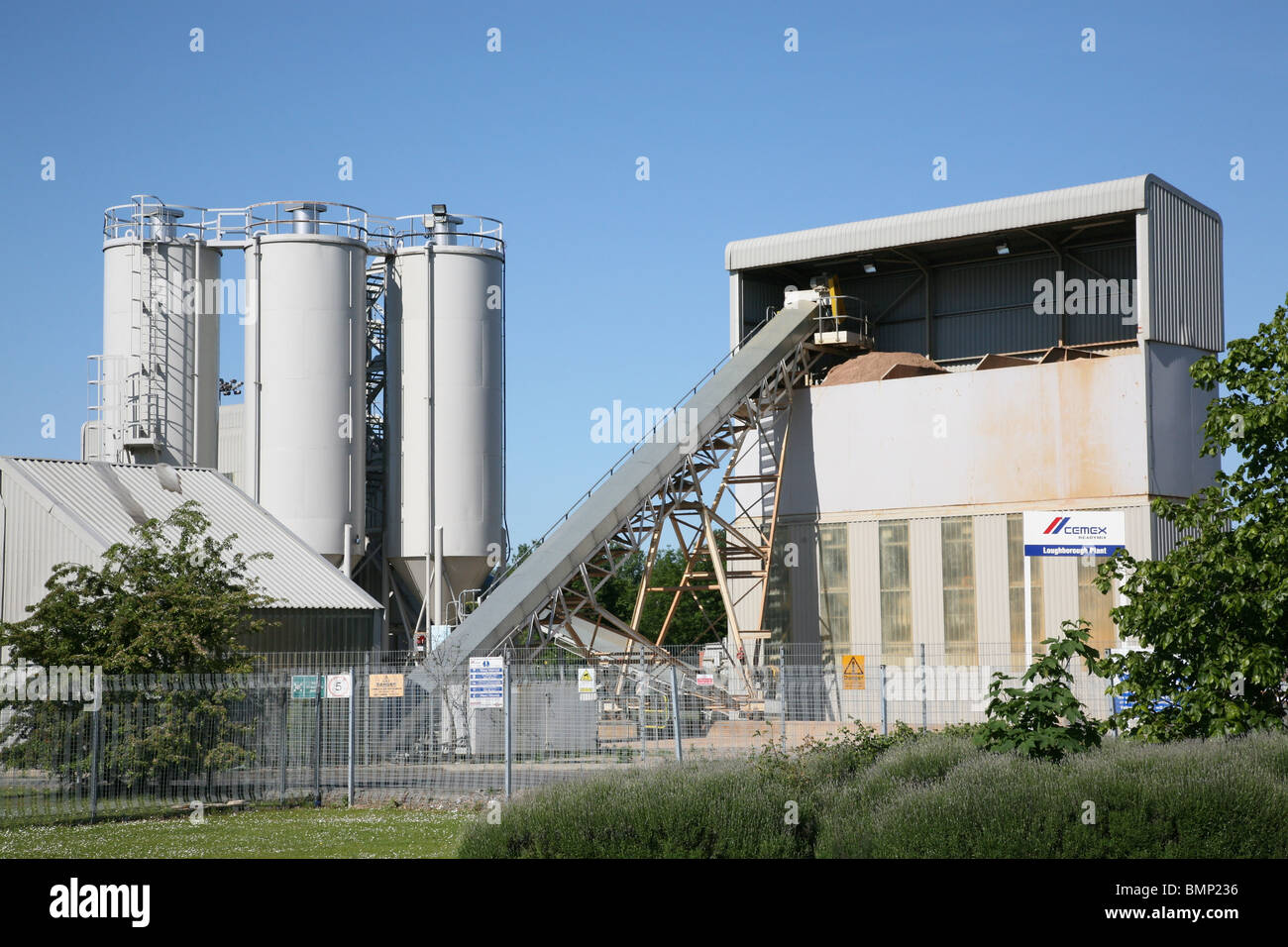 Cement works hi-res stock photography and images - Alamy