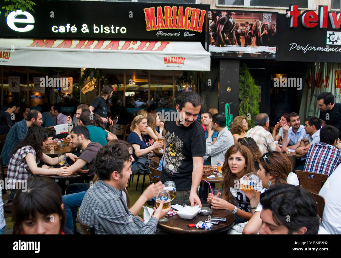 Kizilay cafe hi-res stock photography and images - Alamy
