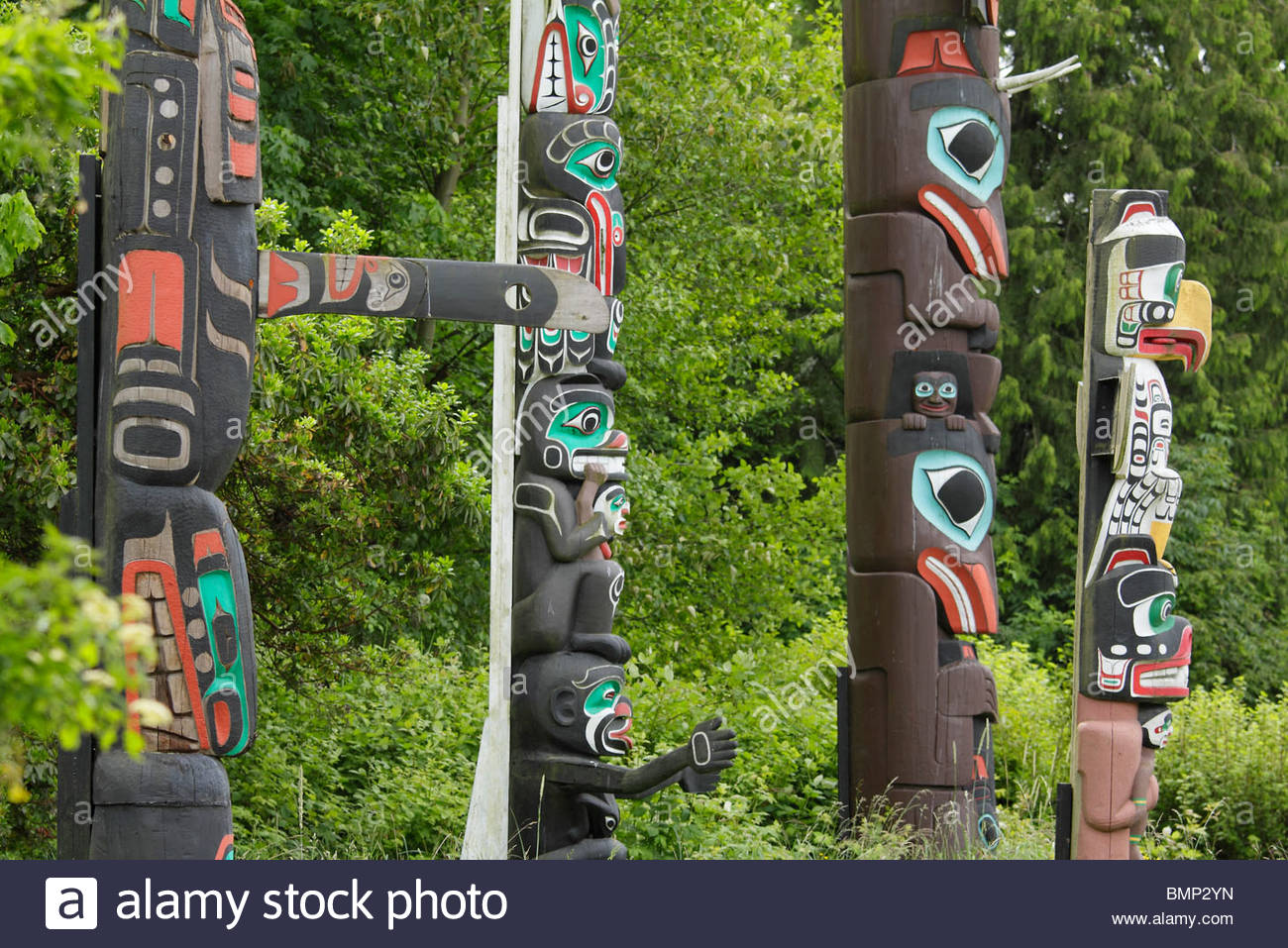 Aboriginal Totem Poles Stock Photos & Aboriginal Totem Poles Stock ...