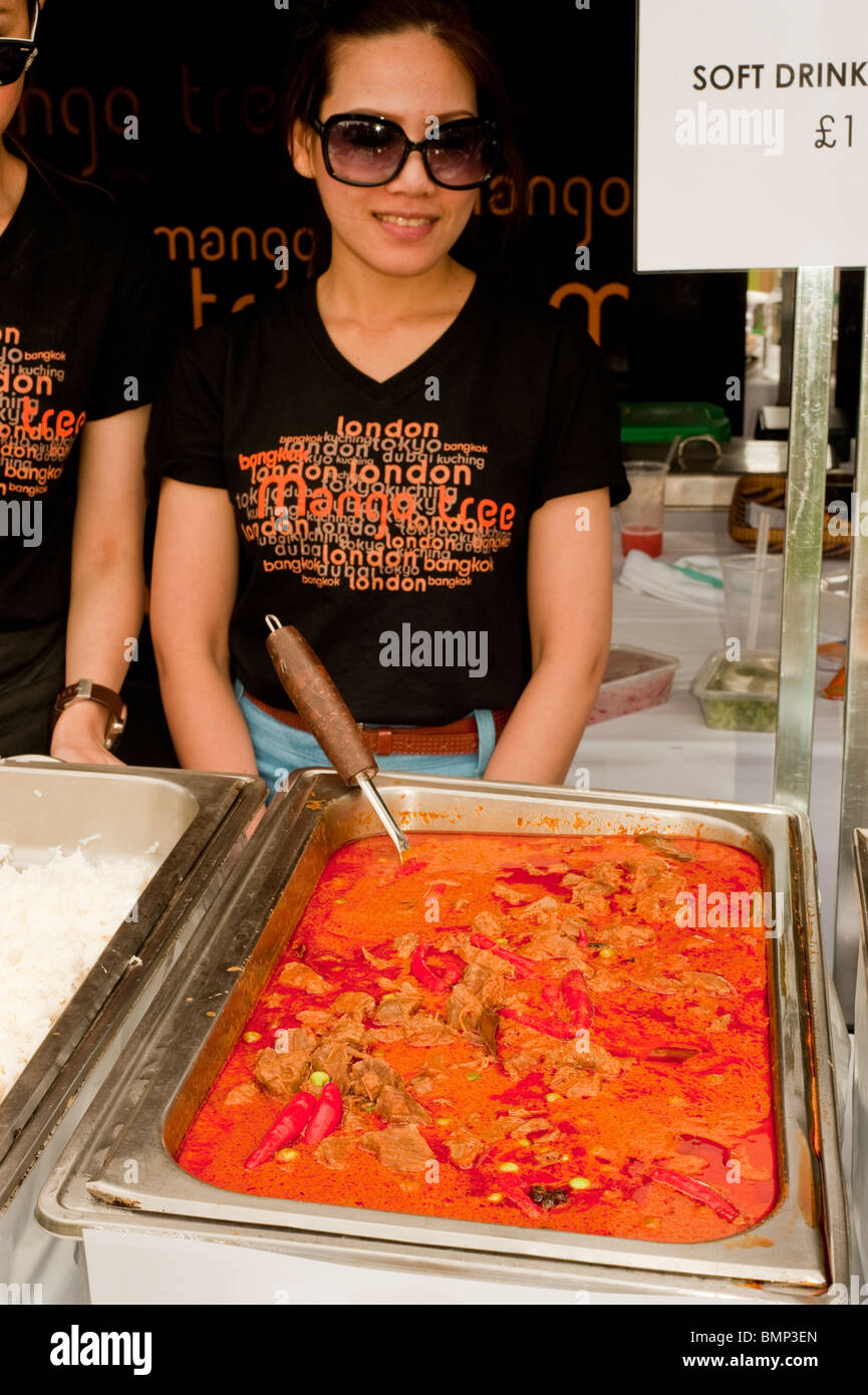 London outdoors people thai tourism travel uk outside asiatic hi-res ...