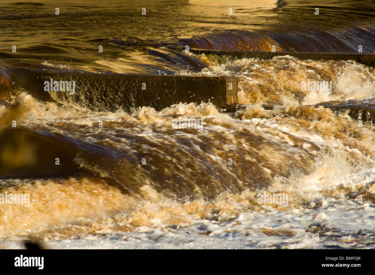 Weir river tyne hi-res stock photography and images - Alamy