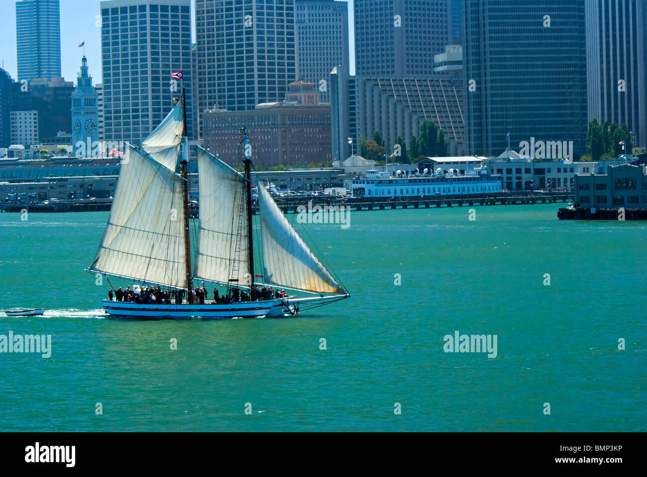 Old sailboat front hi-res stock photography and images - Alamy