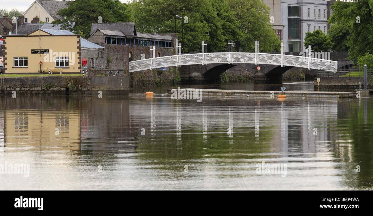 Looking across the River Shannon towards the potato market footbridge ...