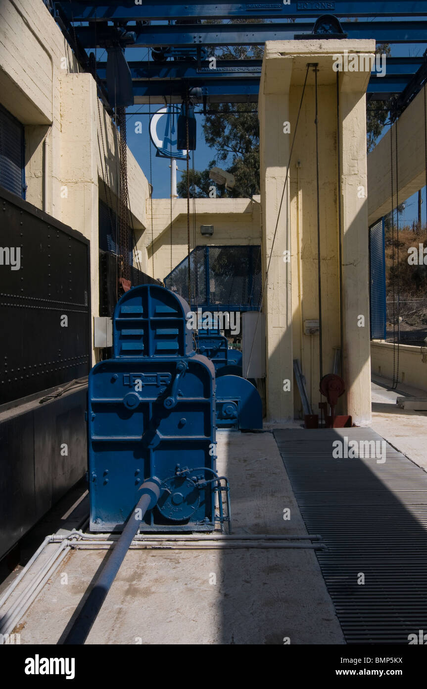 Degania dam small barrage jordan hi-res stock photography and images ...