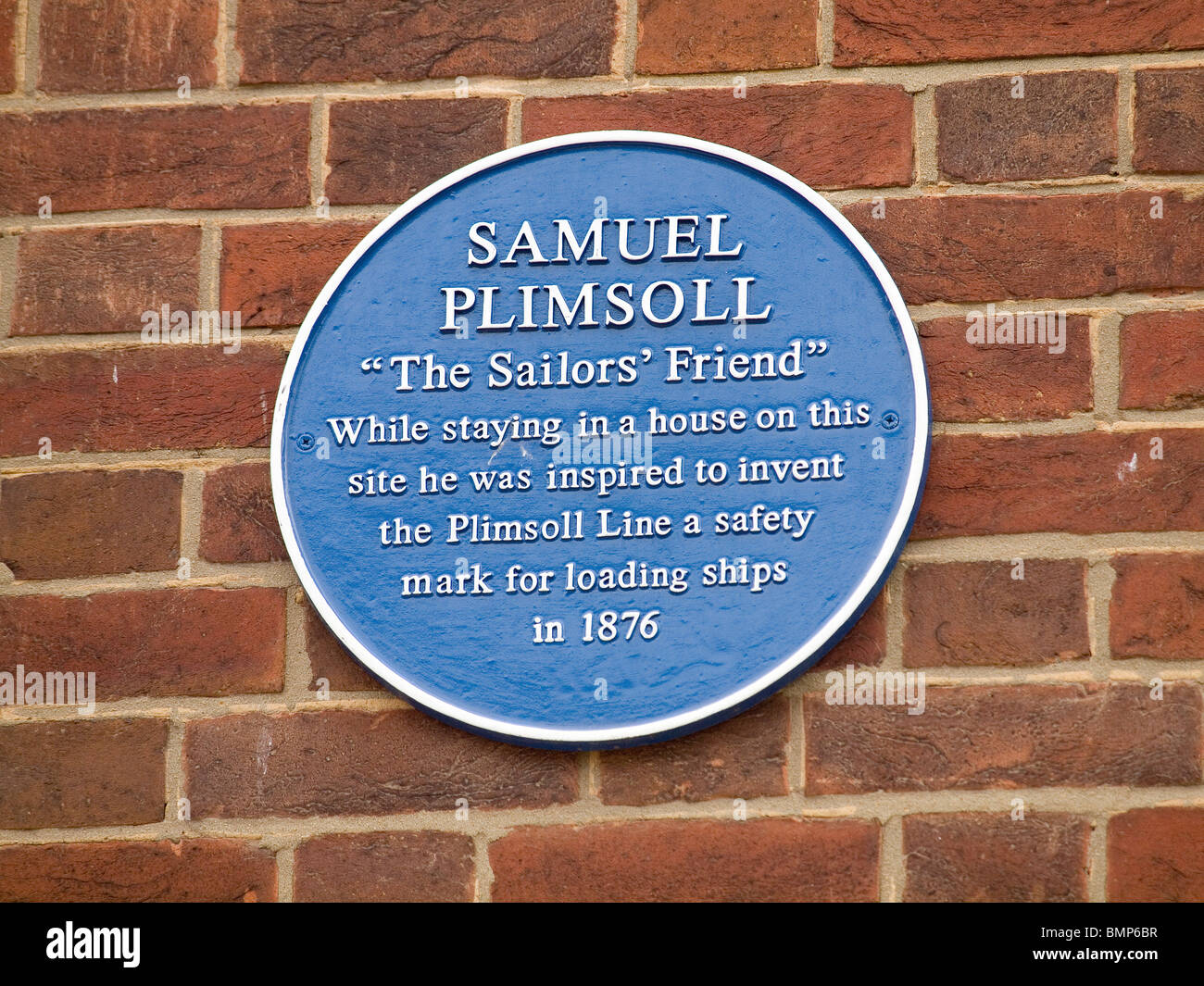 Plimsoll line shipping hi-res stock photography and images - Alamy