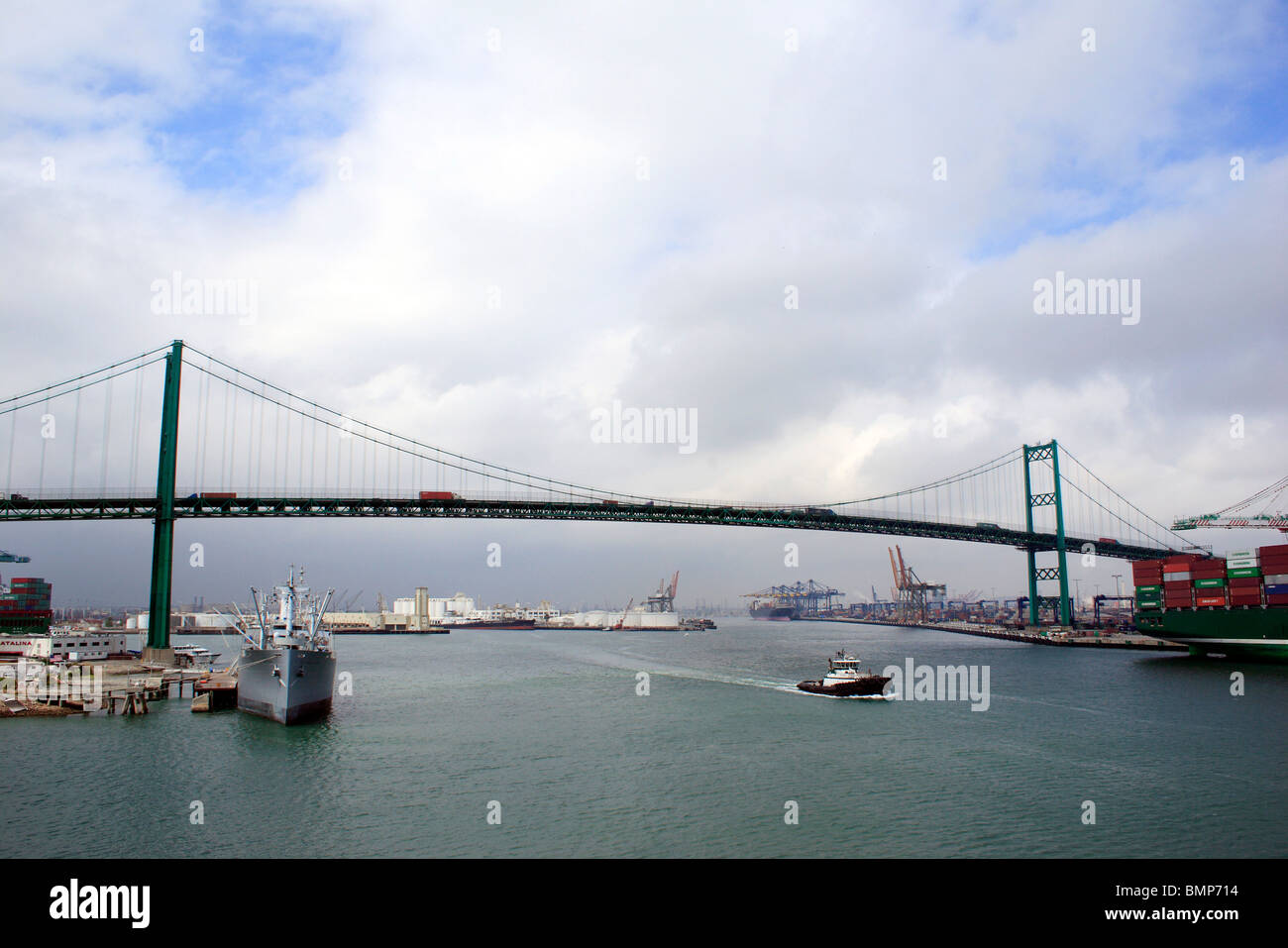 Vincent thomas bridge 1960s hi-res stock photography and images - Alamy