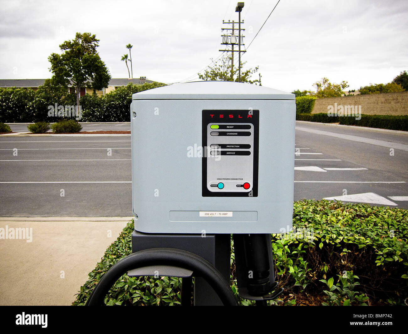 Tesla charging station box for electric vehicles, bank parking lot ...