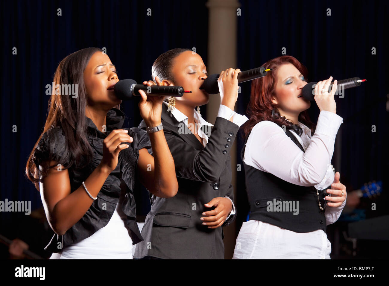 Praise singer african hi-res stock photography and images - Alamy