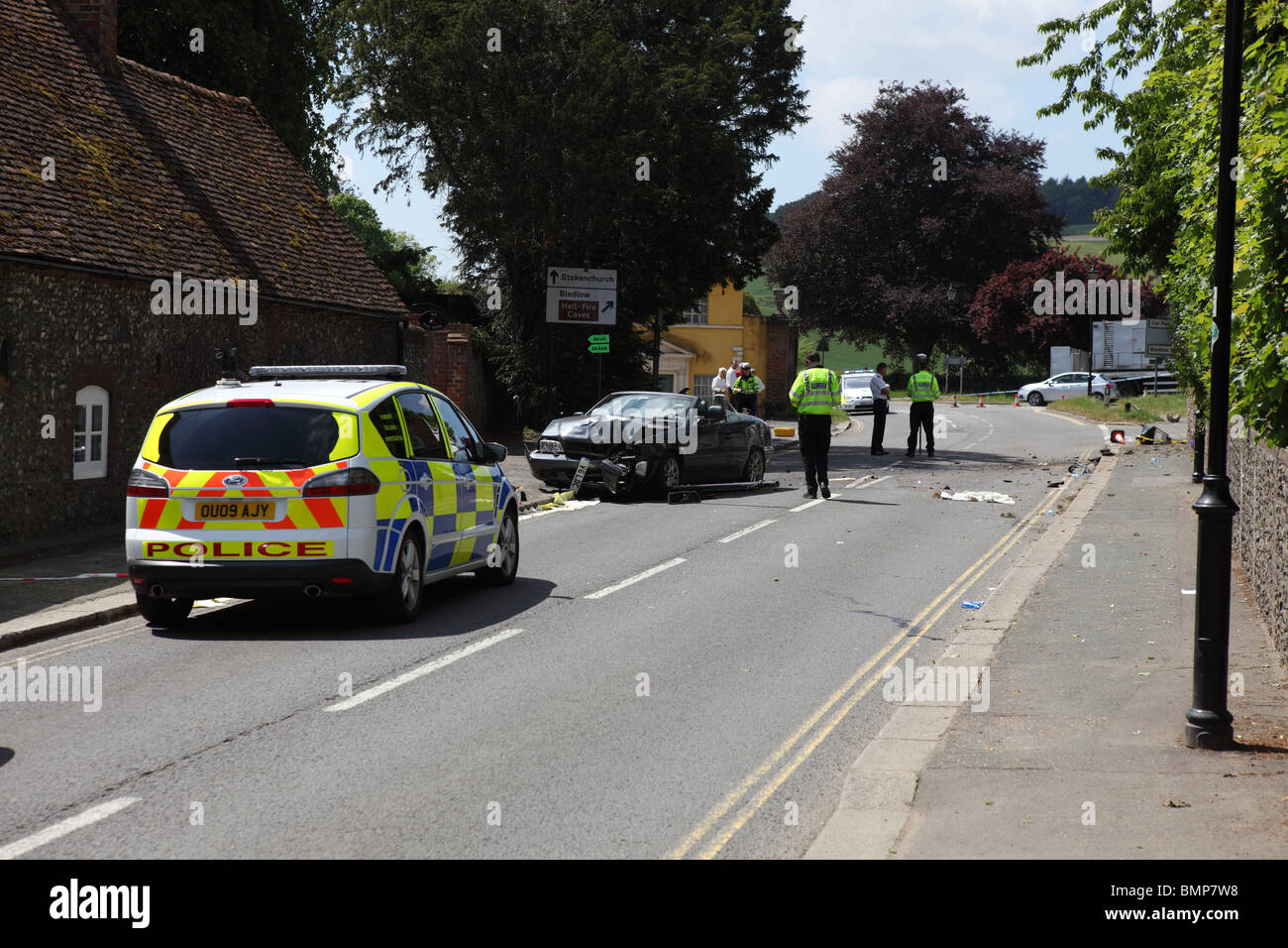 Car accident uk police hi-res stock photography and images - Alamy