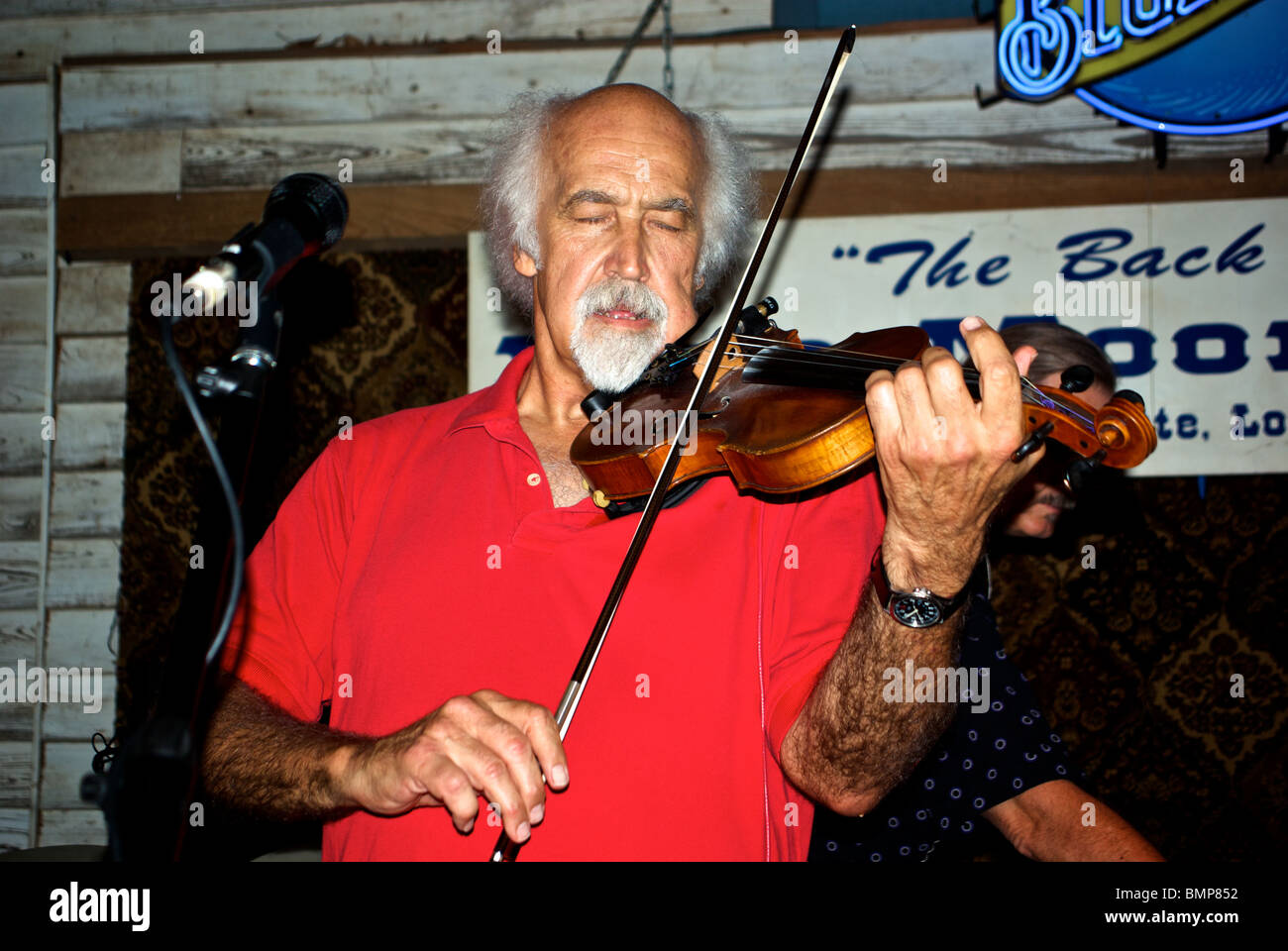Fiddle player Michael Doucet of Cajun music band Beausoleil at the Blue ...
