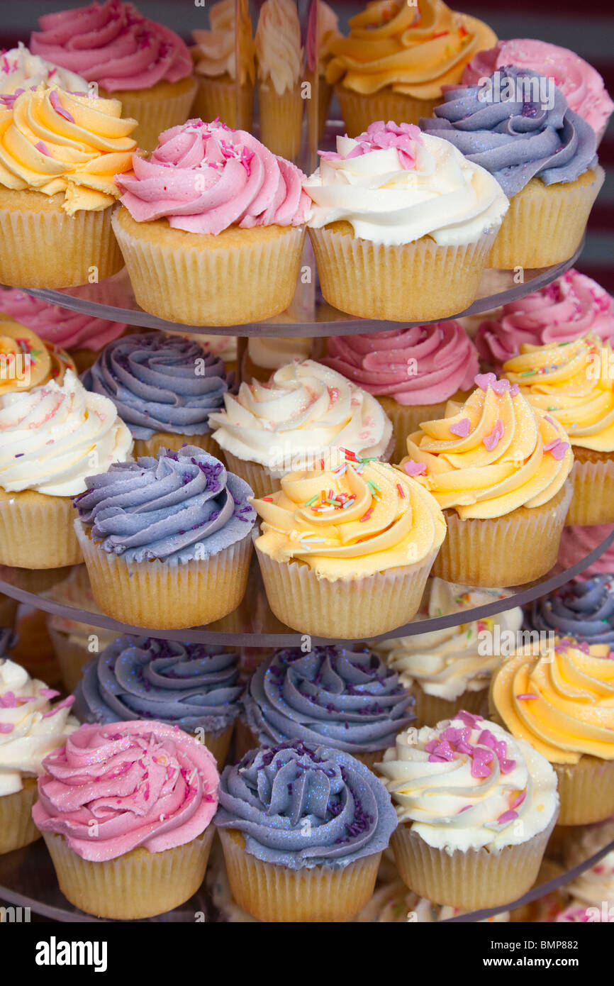 Stack cupcakes hi-res stock photography and images - Alamy