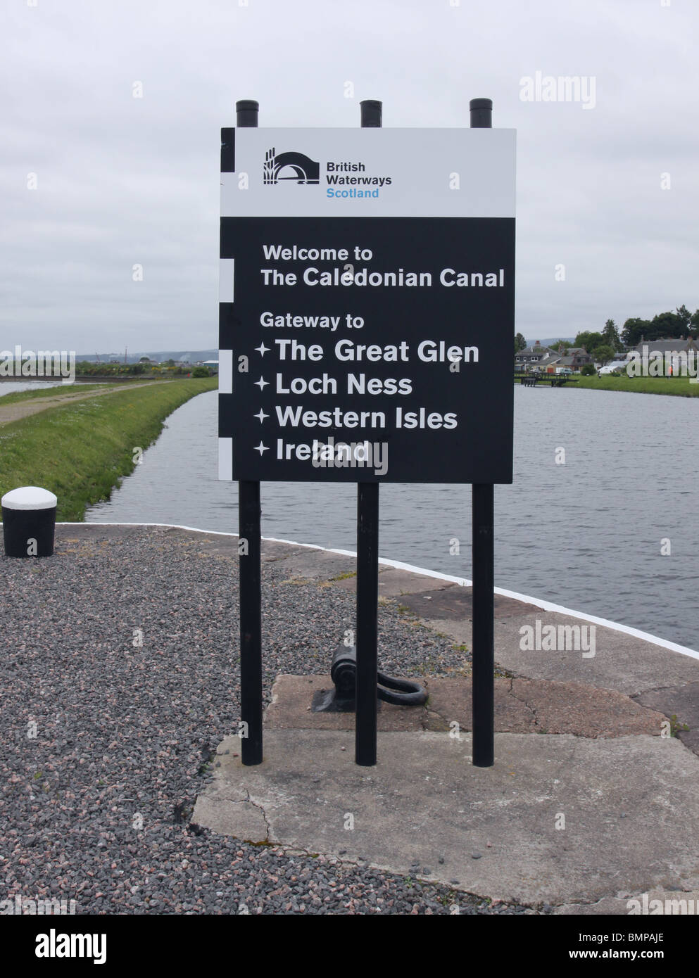 Welcome to inverness hi-res stock photography and images - Alamy