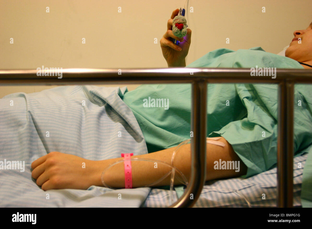 Hospitalised hi-res stock photography and images - Alamy