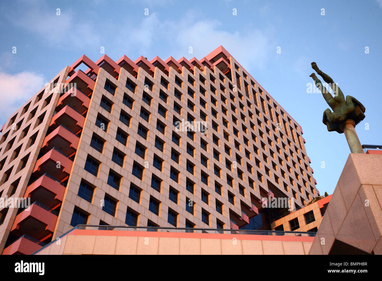 Tel aviv opera house hi-res stock photography and images - Alamy