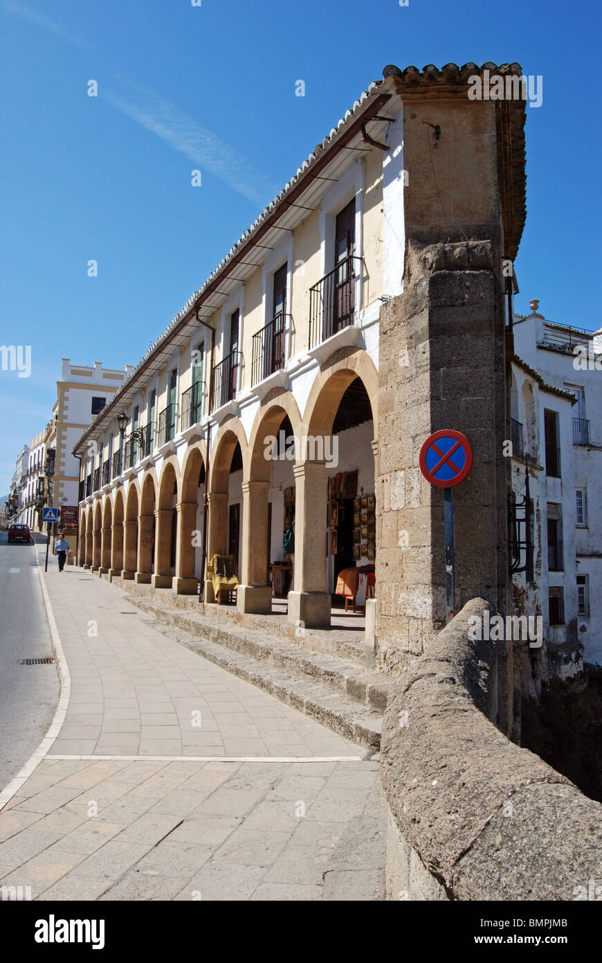 Wedge shaped building hi-res stock photography and images - Alamy