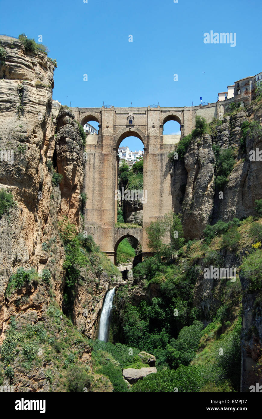 New bridge (Puente Nuevo) and gorge, Ronda, Malaga Province, Andalucia ...