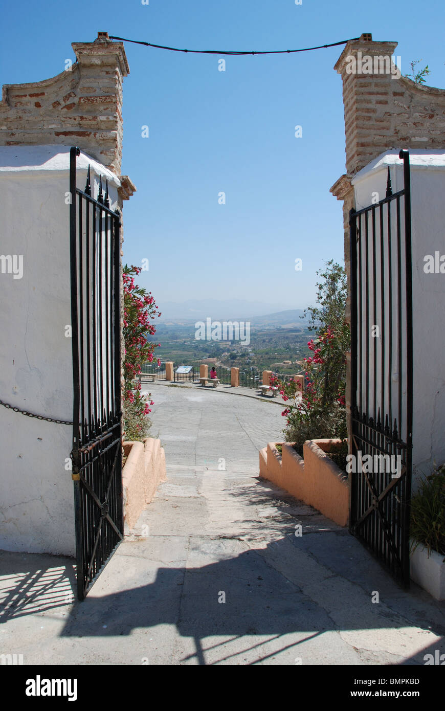 Spanish iron gates hi-res stock photography and images - Alamy