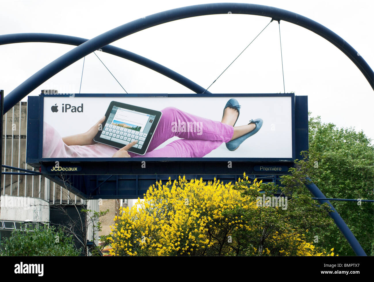 Apple Ipad Billboard Free Floating IPad Pro 2024 Mockup PSD Good