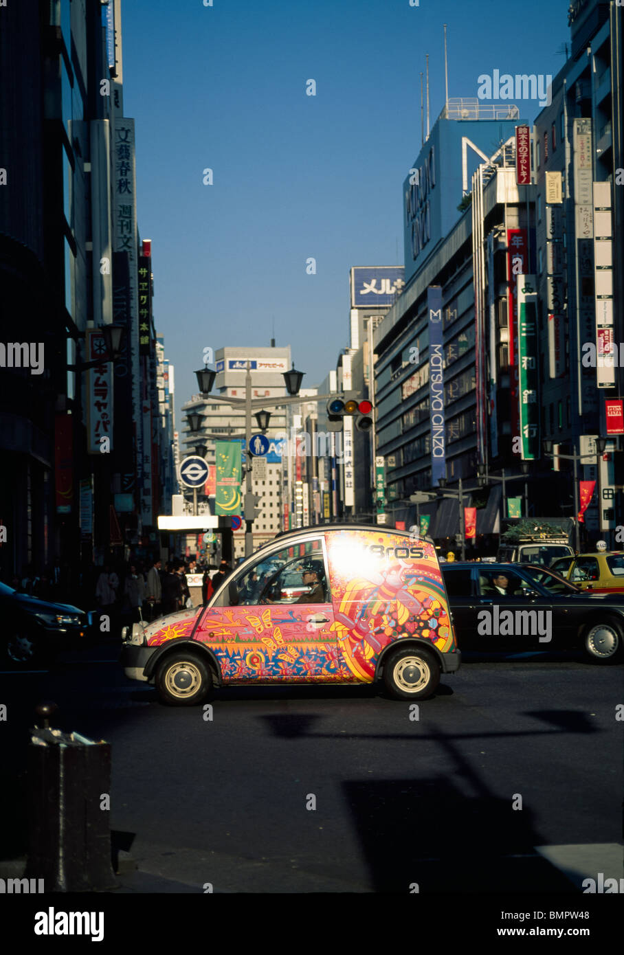 Tokyo car hi-res stock photography and images - Alamy