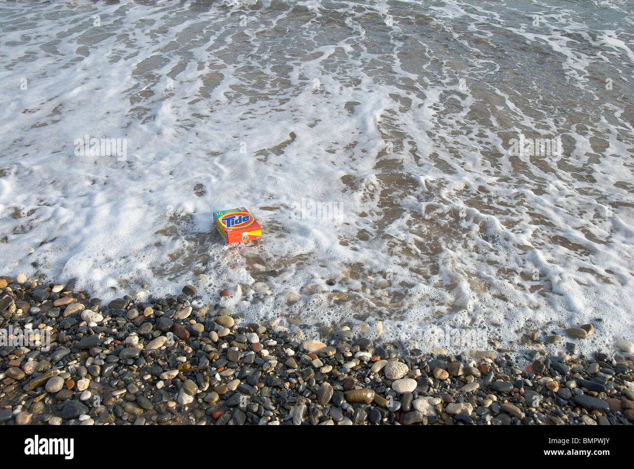Tide box in surf Stock Photo - Alamy