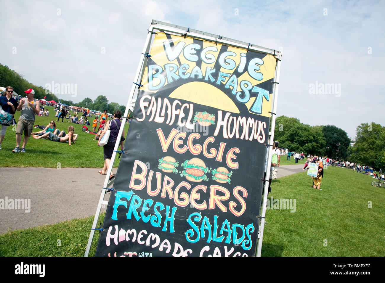 Green color veg sign hi-res stock photography and images - Alamy
