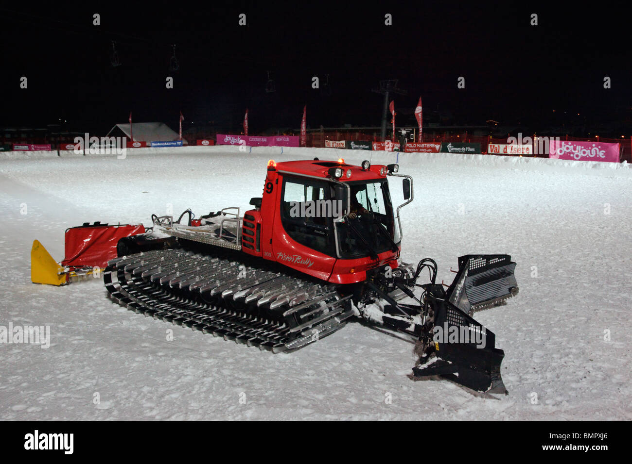 Piste preparation hi-res stock photography and images - Alamy