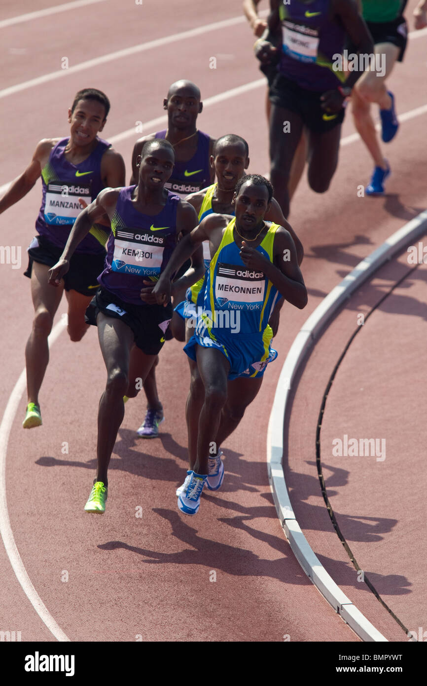 Runners competing in the Men's 1500 meters at the New York Grand Prix ...