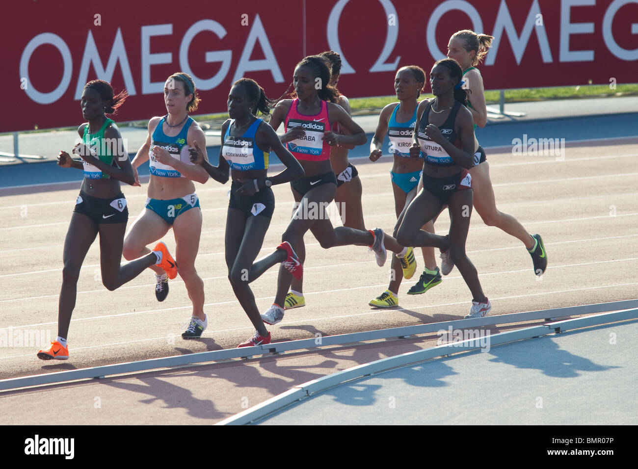 Runners competing in the Women's 5000 meters at the New York Grand Prix ...