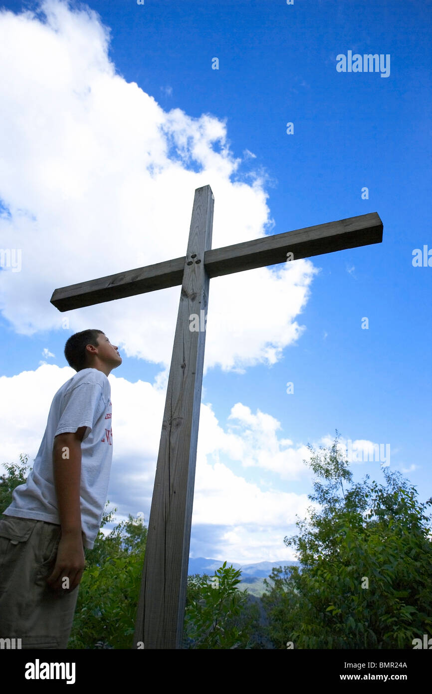Teenage boy hopeful hi-res stock photography and images - Alamy