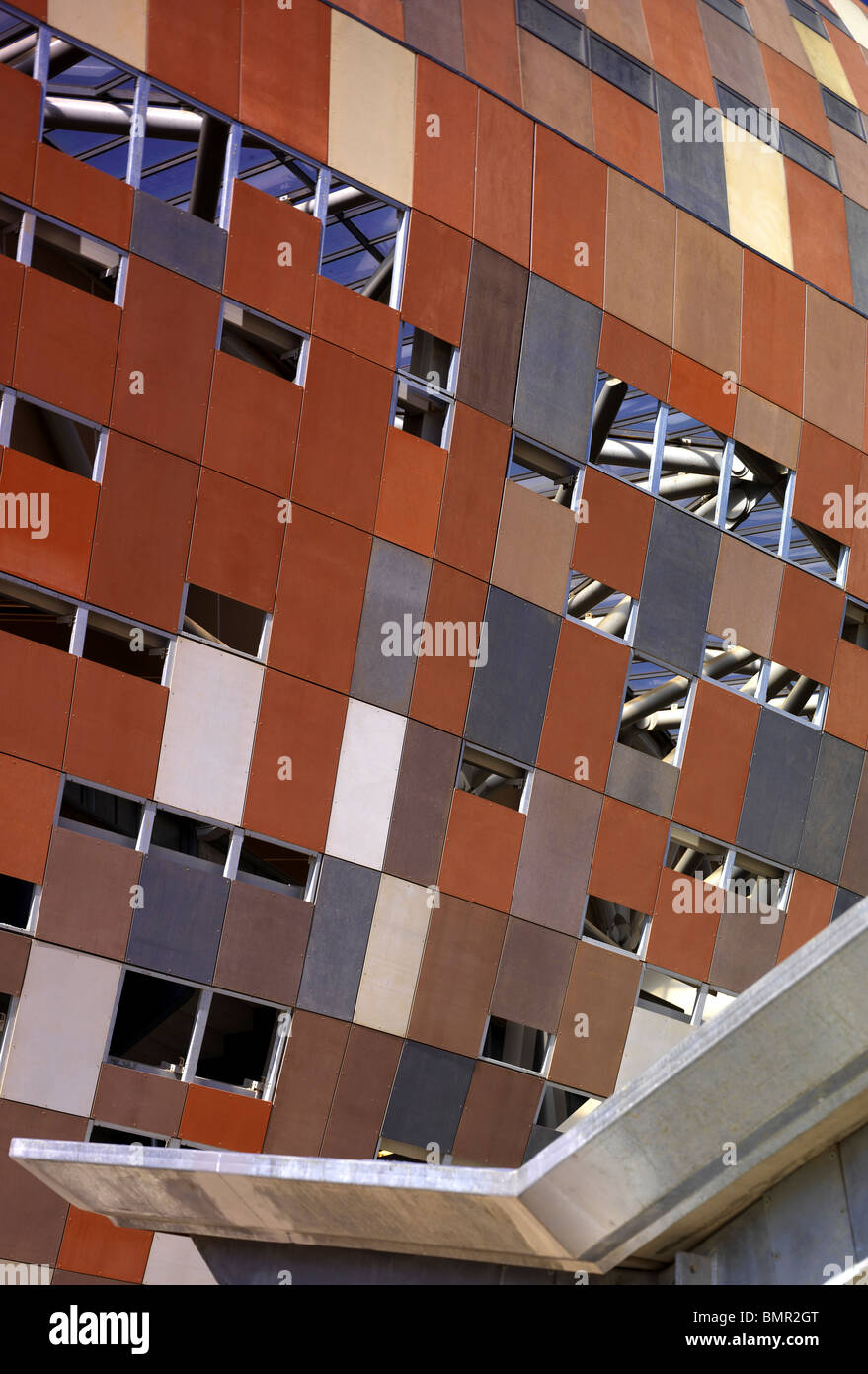 Cladding upgrade hi-res stock photography and images - Alamy