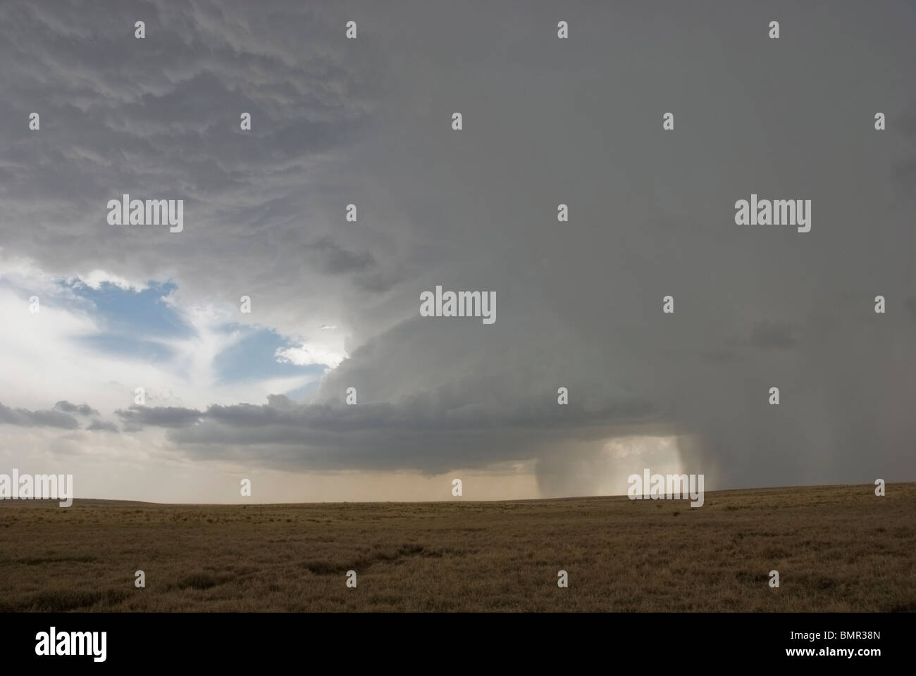 Severe thunderstorm Supercell in New Mexico 28 April 2009 Stock Photo ...