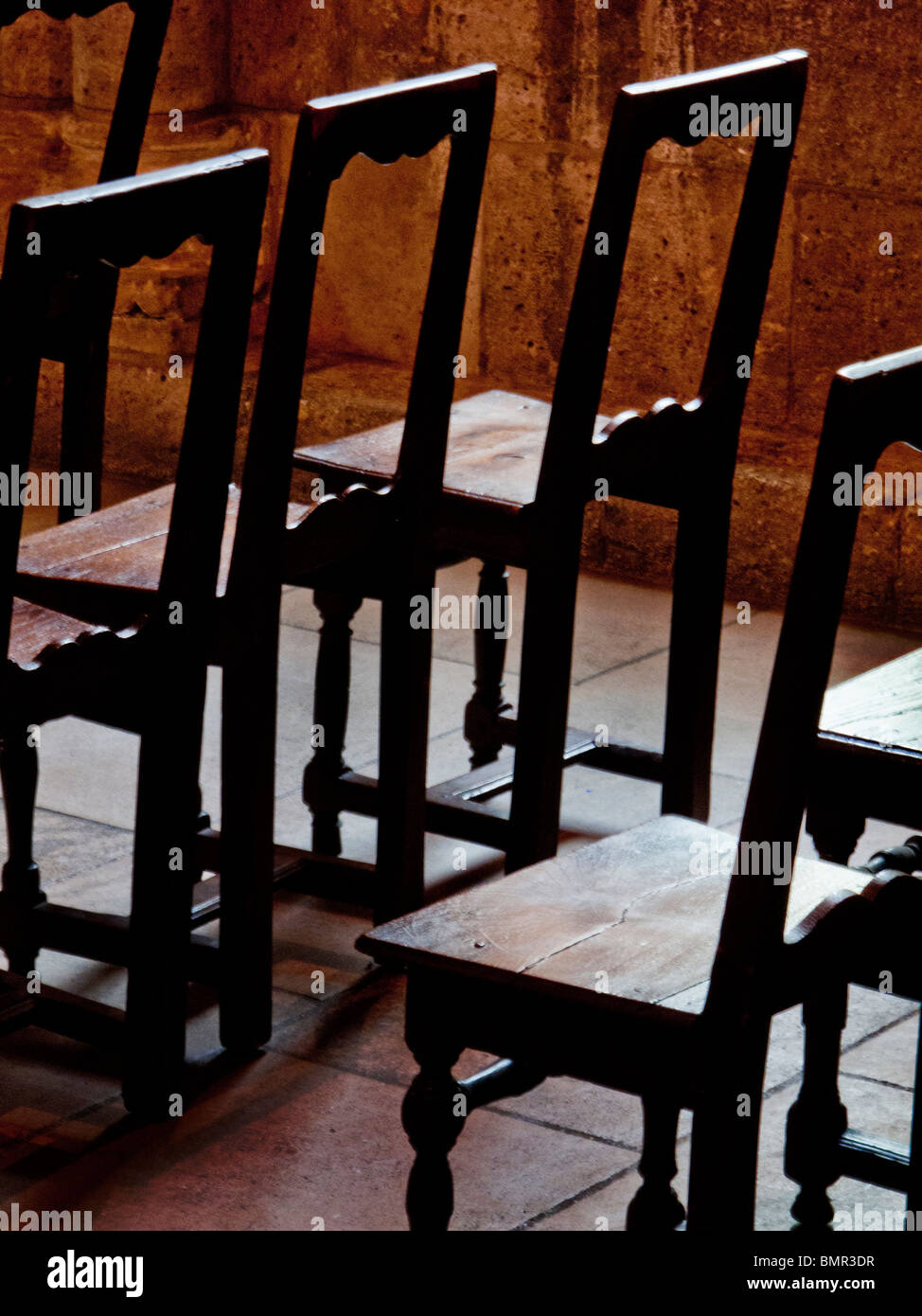 Medieval chairs hi-res stock photography and images - Alamy