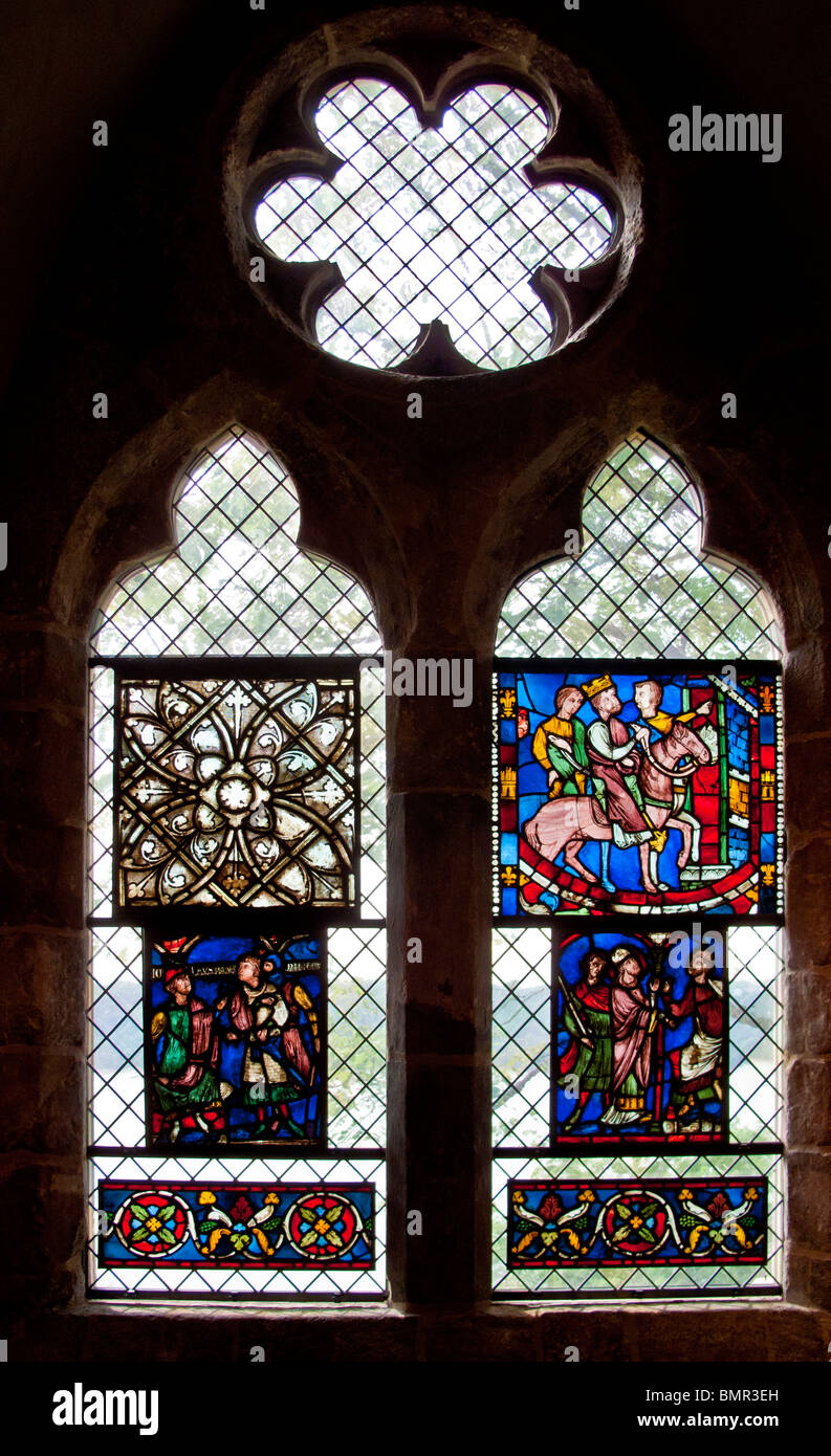 Stained glass windows depict hi-res stock photography and images - Alamy