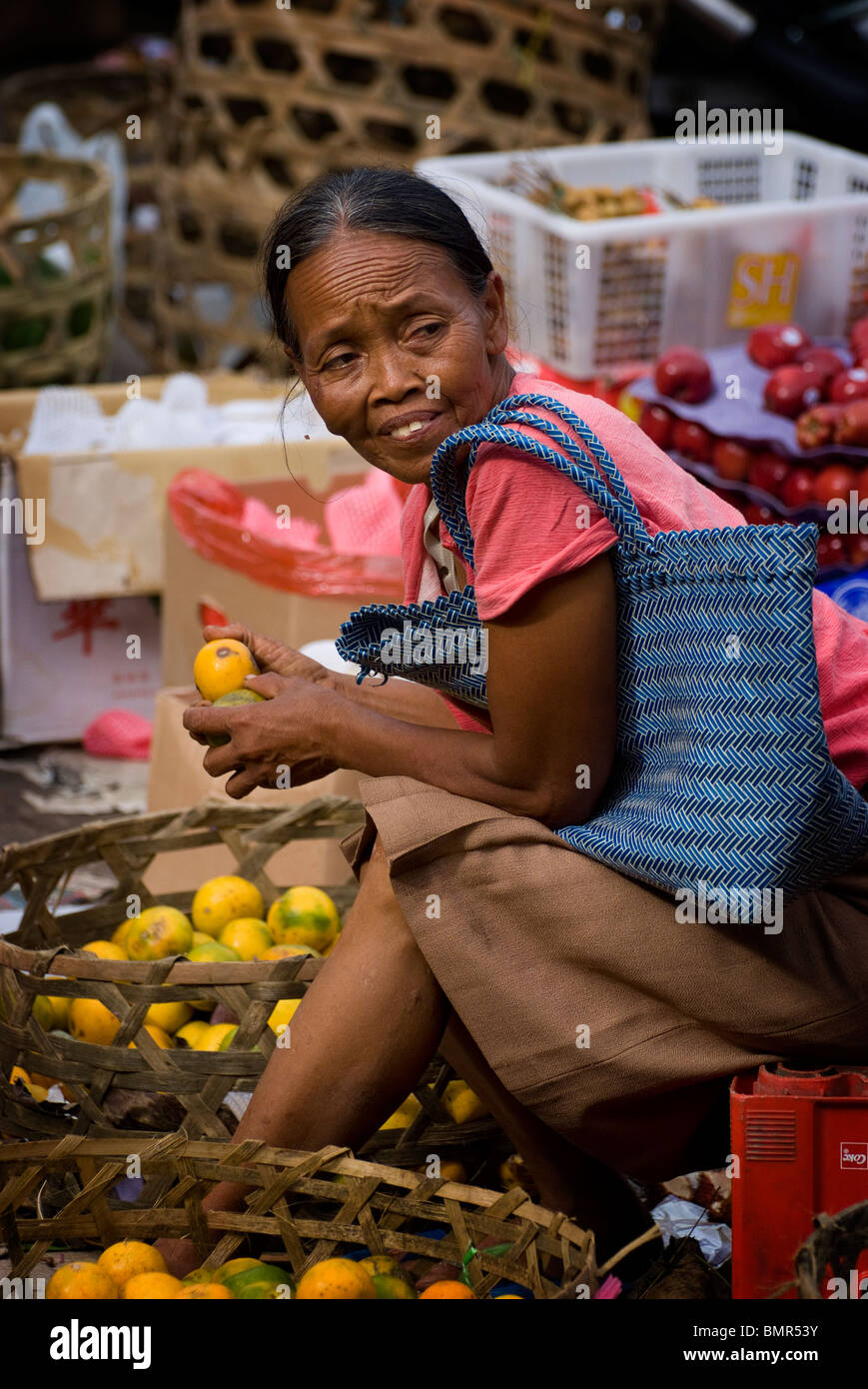 The market ladies at the Ubud, Bali public market are an interesting ...
