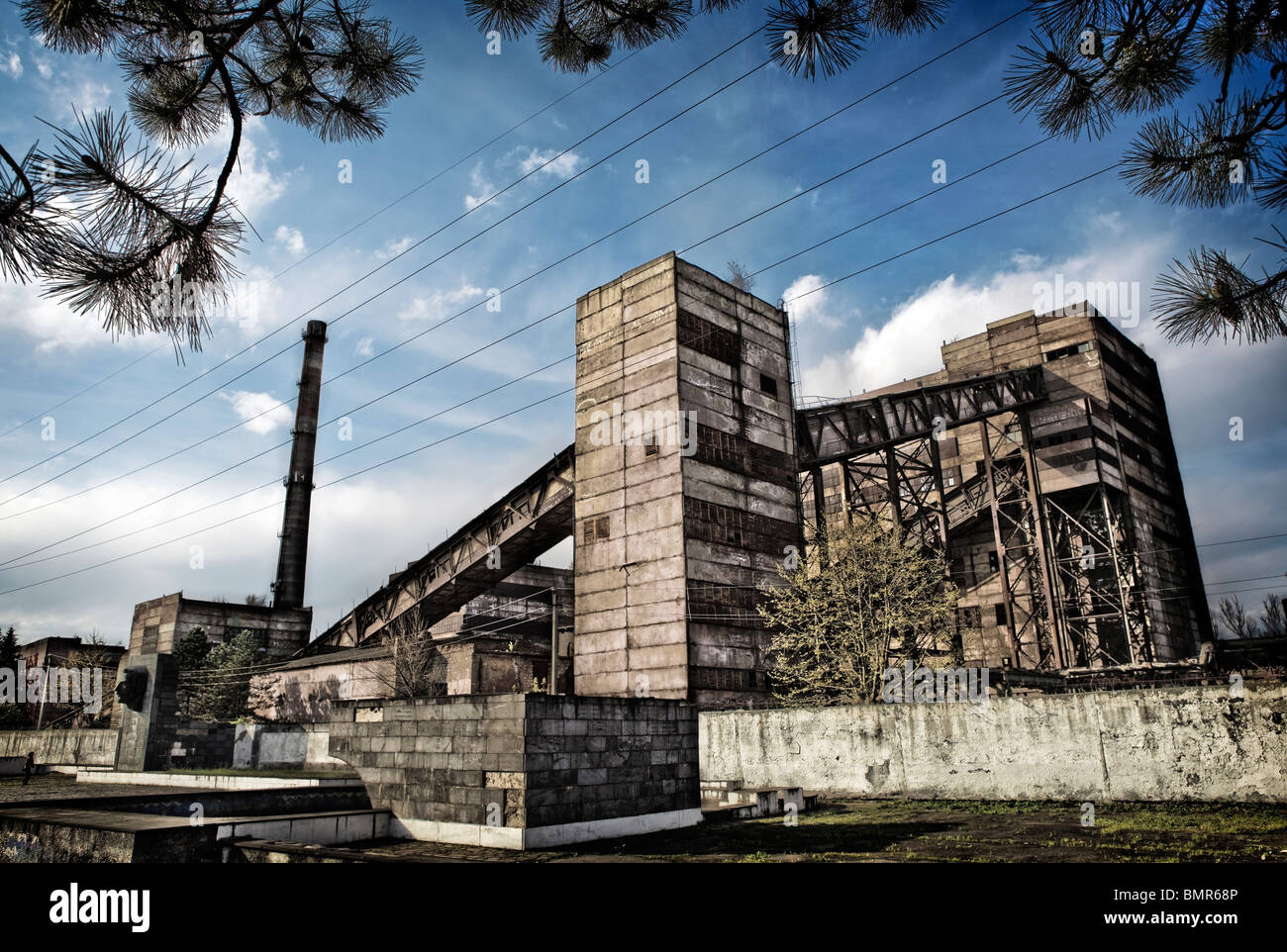 Soviet factory hi-res stock photography and images - Alamy