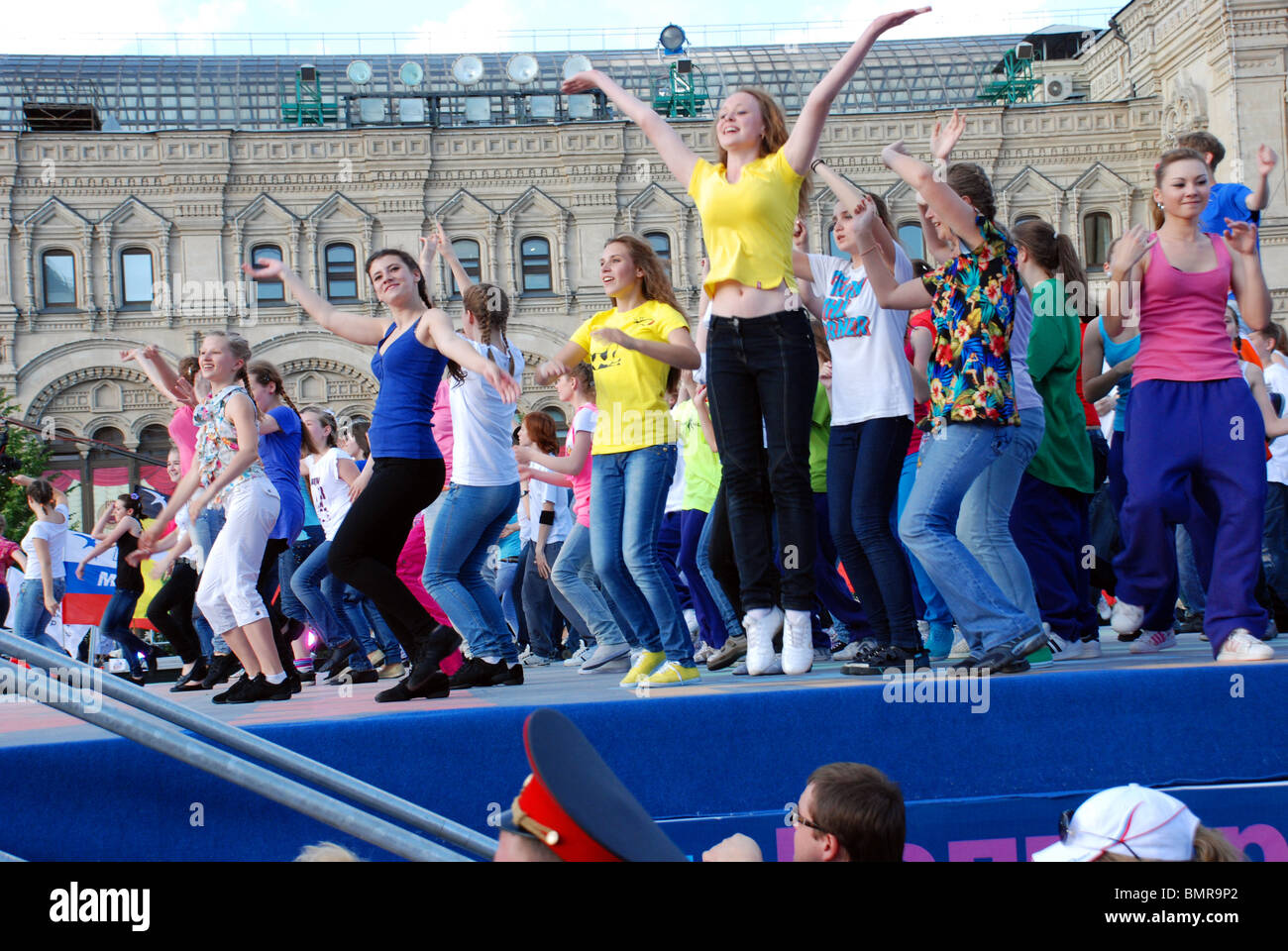 Russian school girls hi-res stock photography and images - Alamy