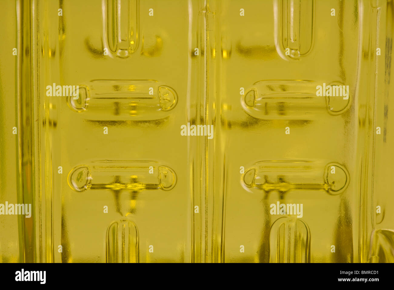 Bottle of vegetable oil Stock Photo - Alamy