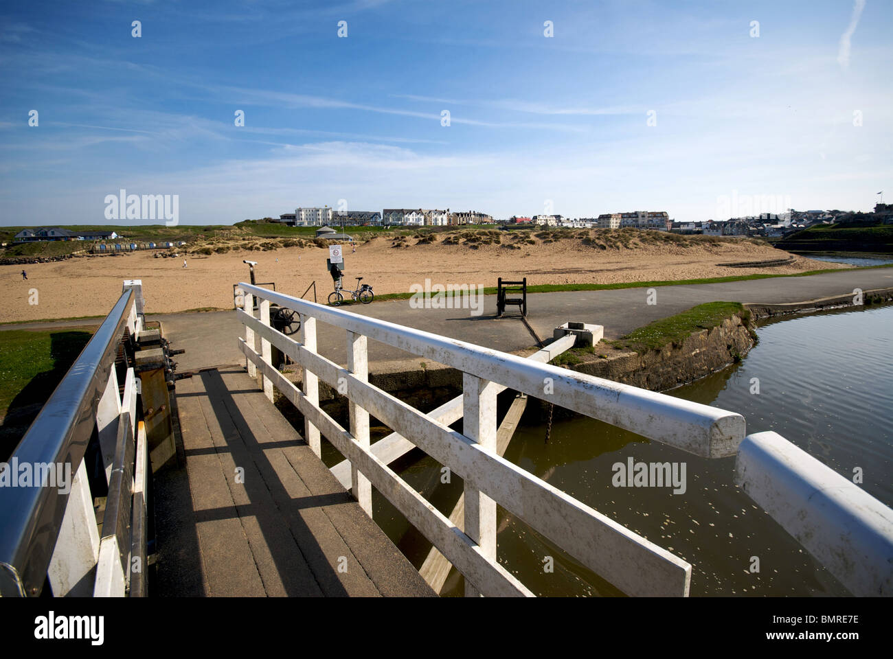 Bude Cornwall UK Canal Sea Lock Stock Photo - Alamy