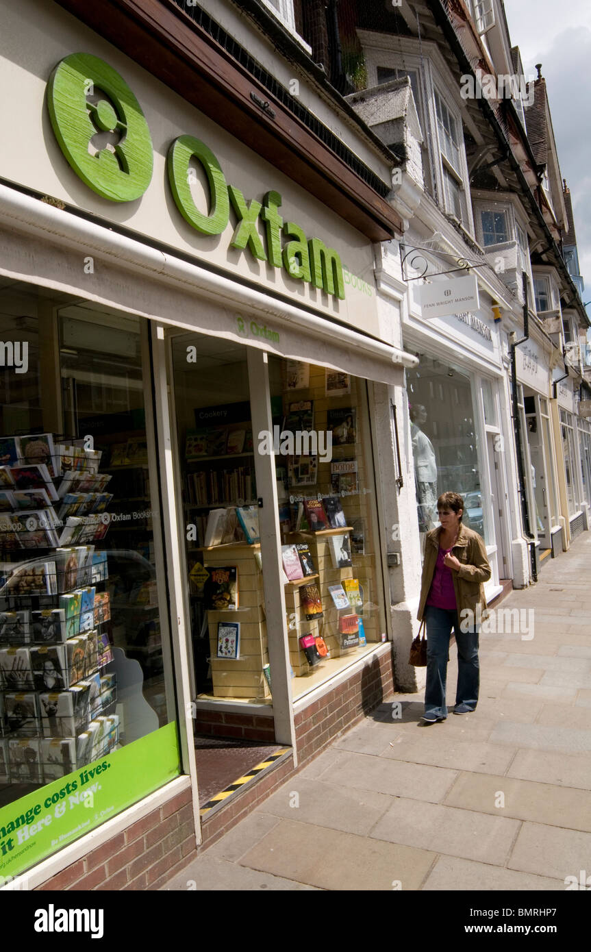 oxfam charity charities shop shops vacant empty high street premises ...