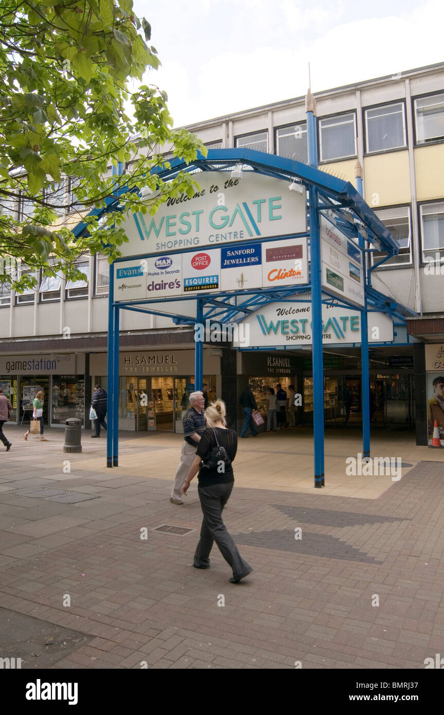 Stevenage Hertfordshire town center shopping precinct city uk shops ...