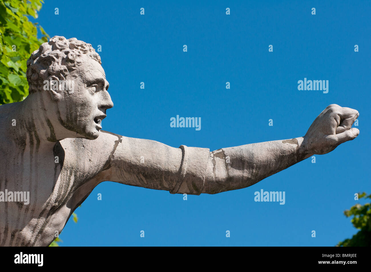 Statue reaching up hi-res stock photography and images - Alamy