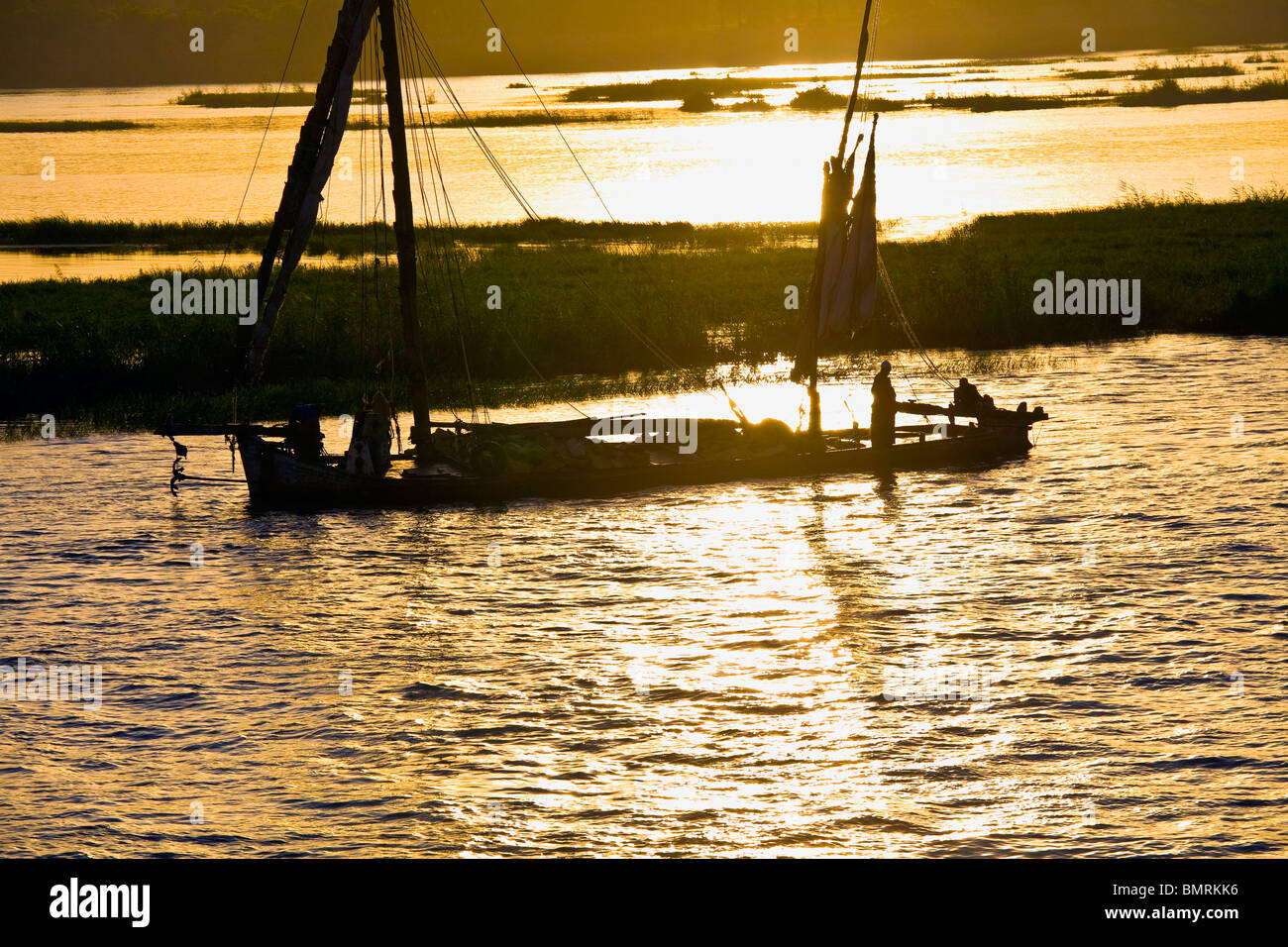 Ancient egypt nile barge hi-res stock photography and images - Alamy Ancient egypt nile barge hi-res stock photography and images - Alamy