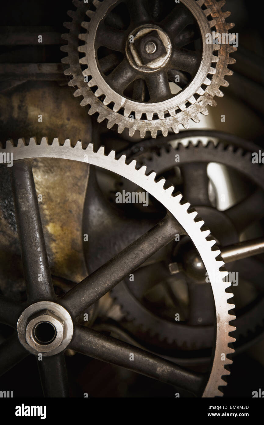 Old rusted gears hi-res stock photography and images - Alamy