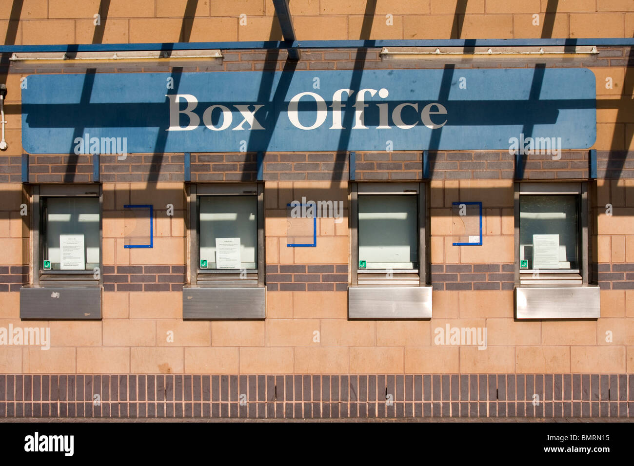 Birmingham ticket office hi-res stock photography and images - Alamy