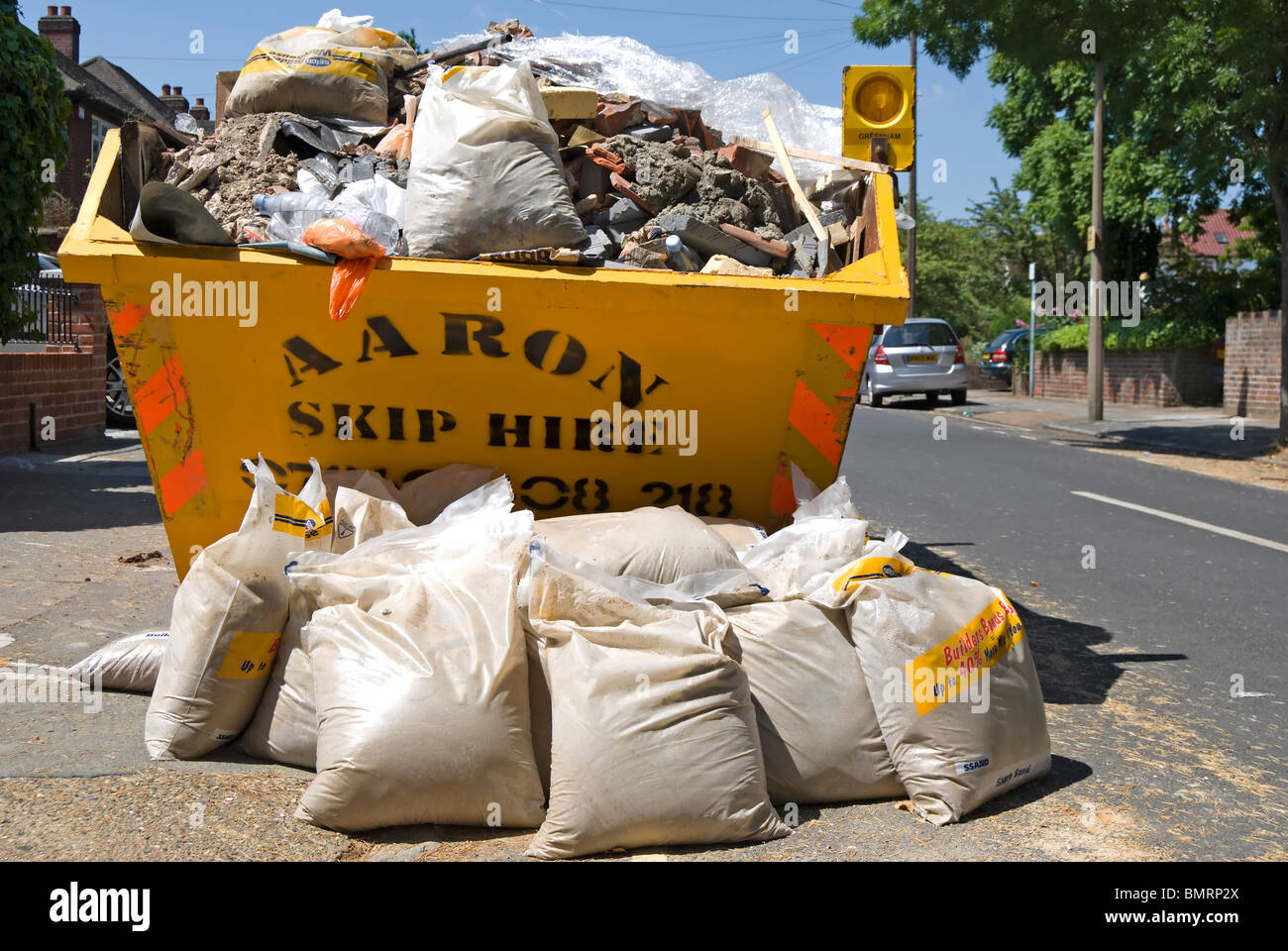 Skip hire hi-res stock photography and images - Alamy