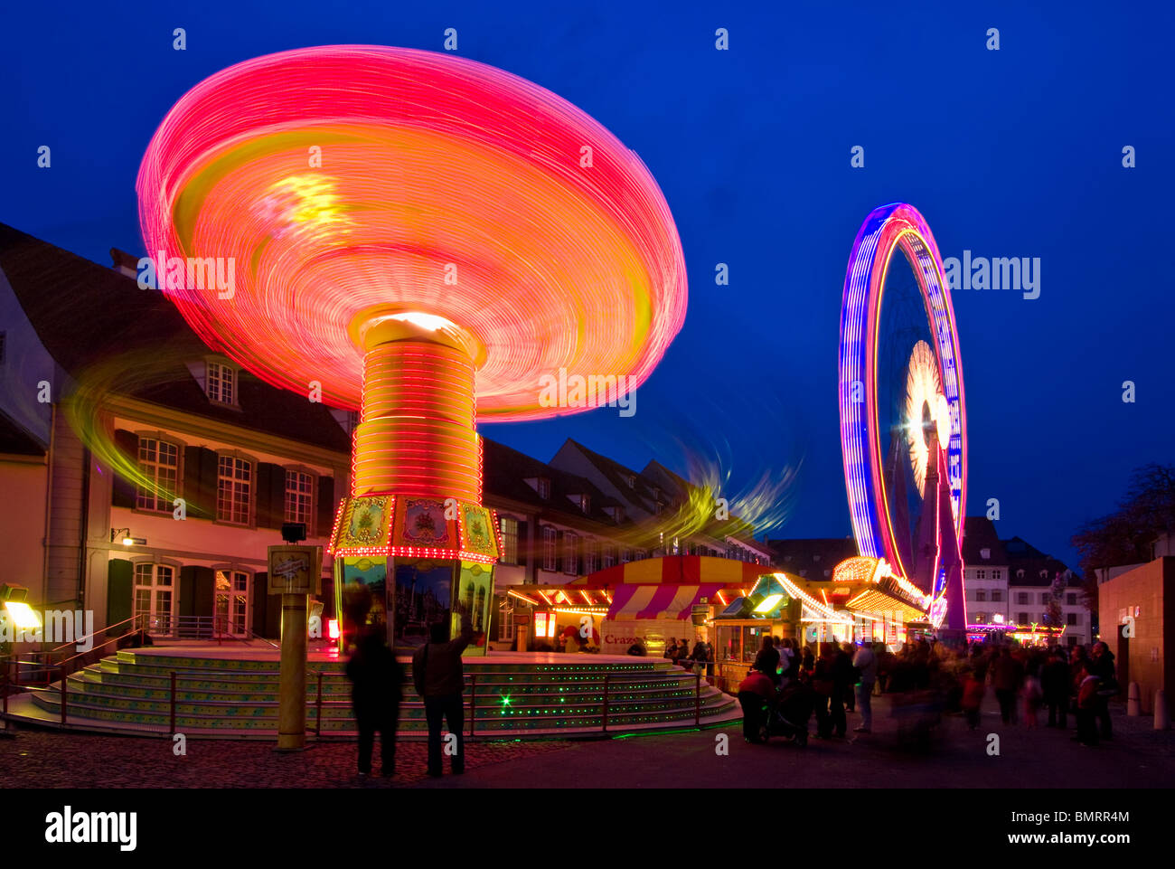 Ferris wheel cathedral fair hi-res stock photography and images - Alamy