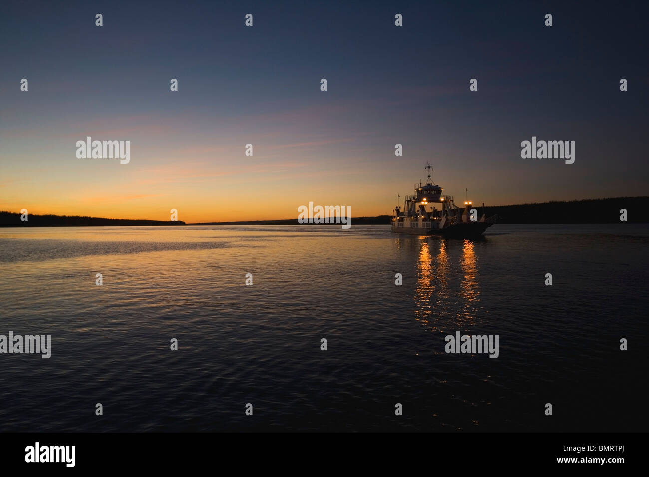 Mackenzie River Waters High Resolution Stock Photography and Images - Alamy